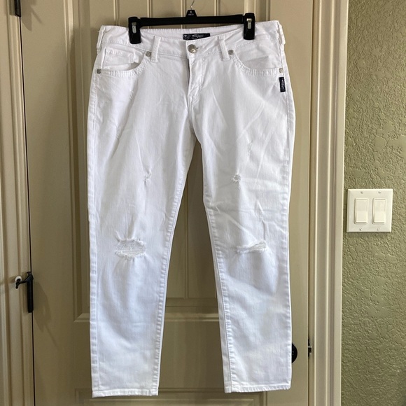 Silver Jeans | Jeans | Distressed Denim Capris By Silver Brand Guc ...